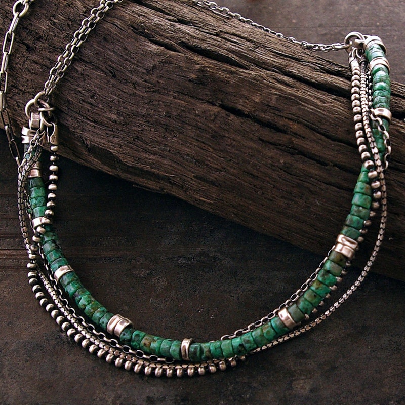 Green and Silver Necklace - Etsy