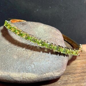 Etsy peridot bracelet store
