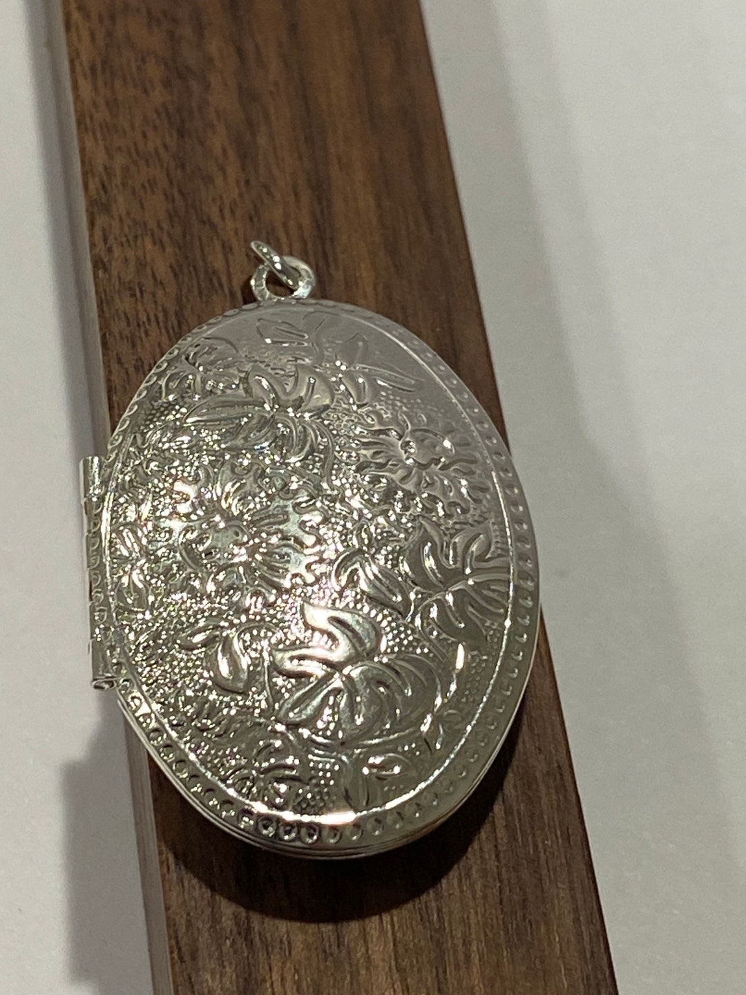 HUGE Sterling Oval Locket Pendant 4 Necklace Floral Flowers Etched 925 ...