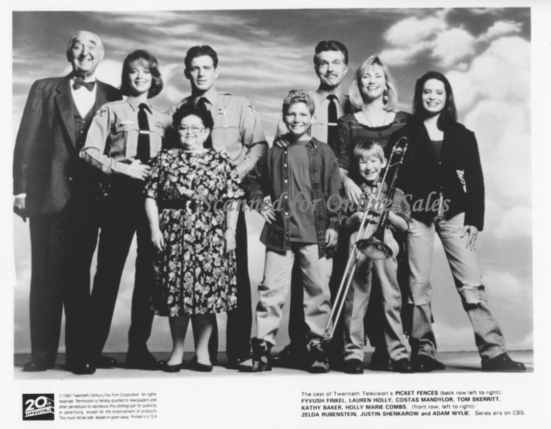 Picket Fences Finkel Holly Mandylor Skerritt Baker Combs Rubenstein Shenkarow Adam Wylie 8x10 ...