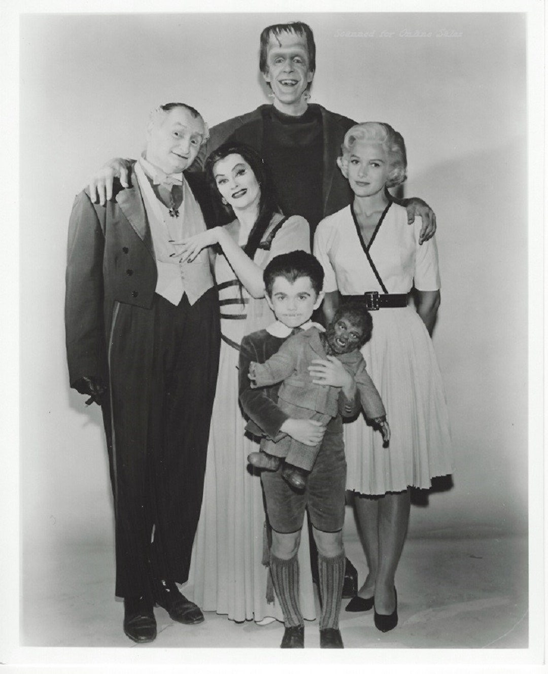 The Munsters Al Lewis Fred Gwynne Yvonne De Carlo Beverly Owen Butch