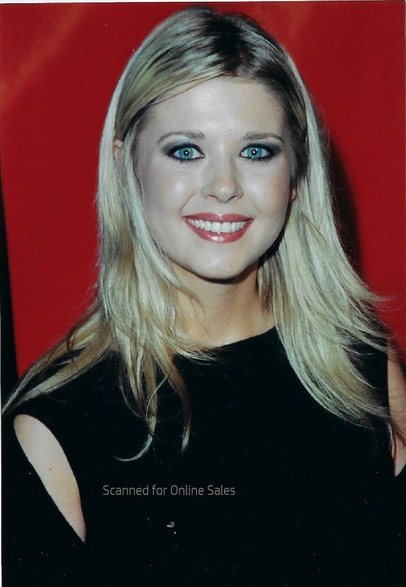 Tara Reid Big Blue Eyes 4x6 Photo - Etsy
