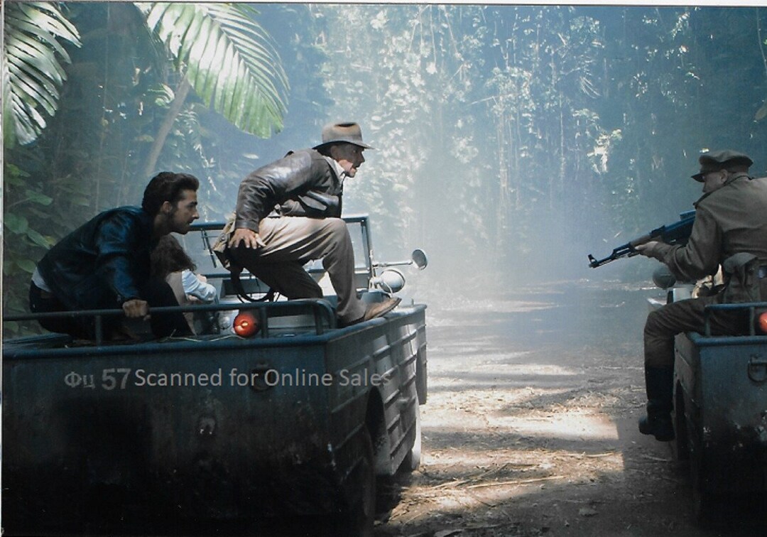 Indiana Jones Kingdom of the Crystal Skull Harrison Ford Shea Leboef ...