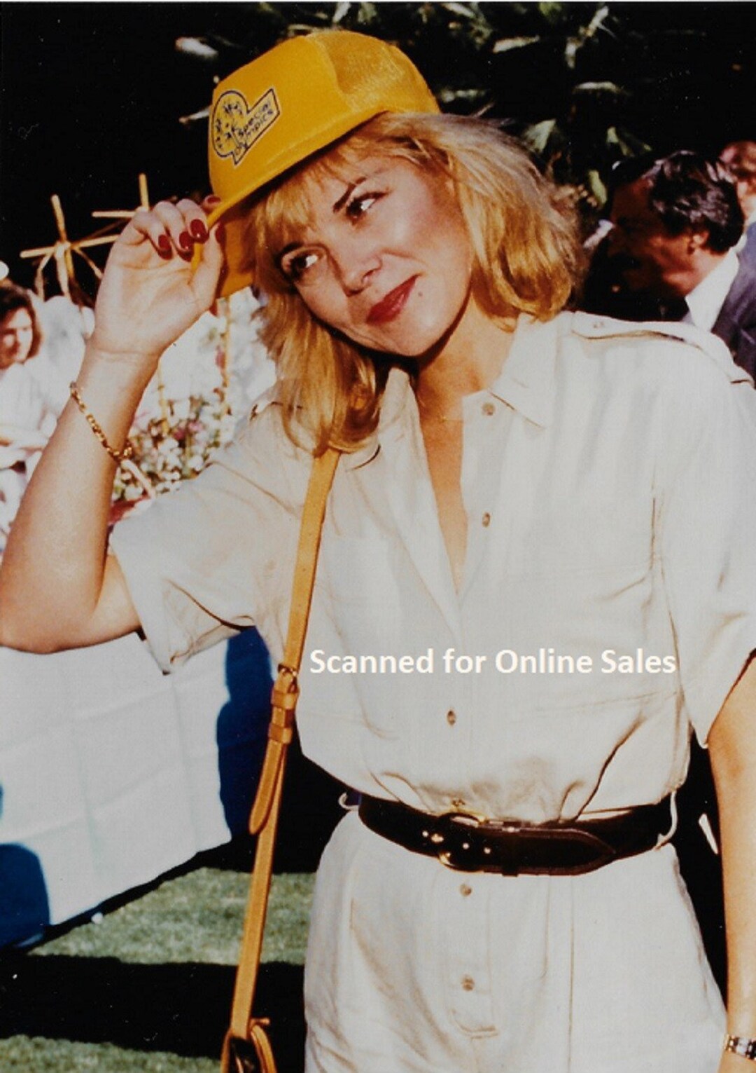 Kim Cattrell Yellow Hat 4x6 Photo - Etsy