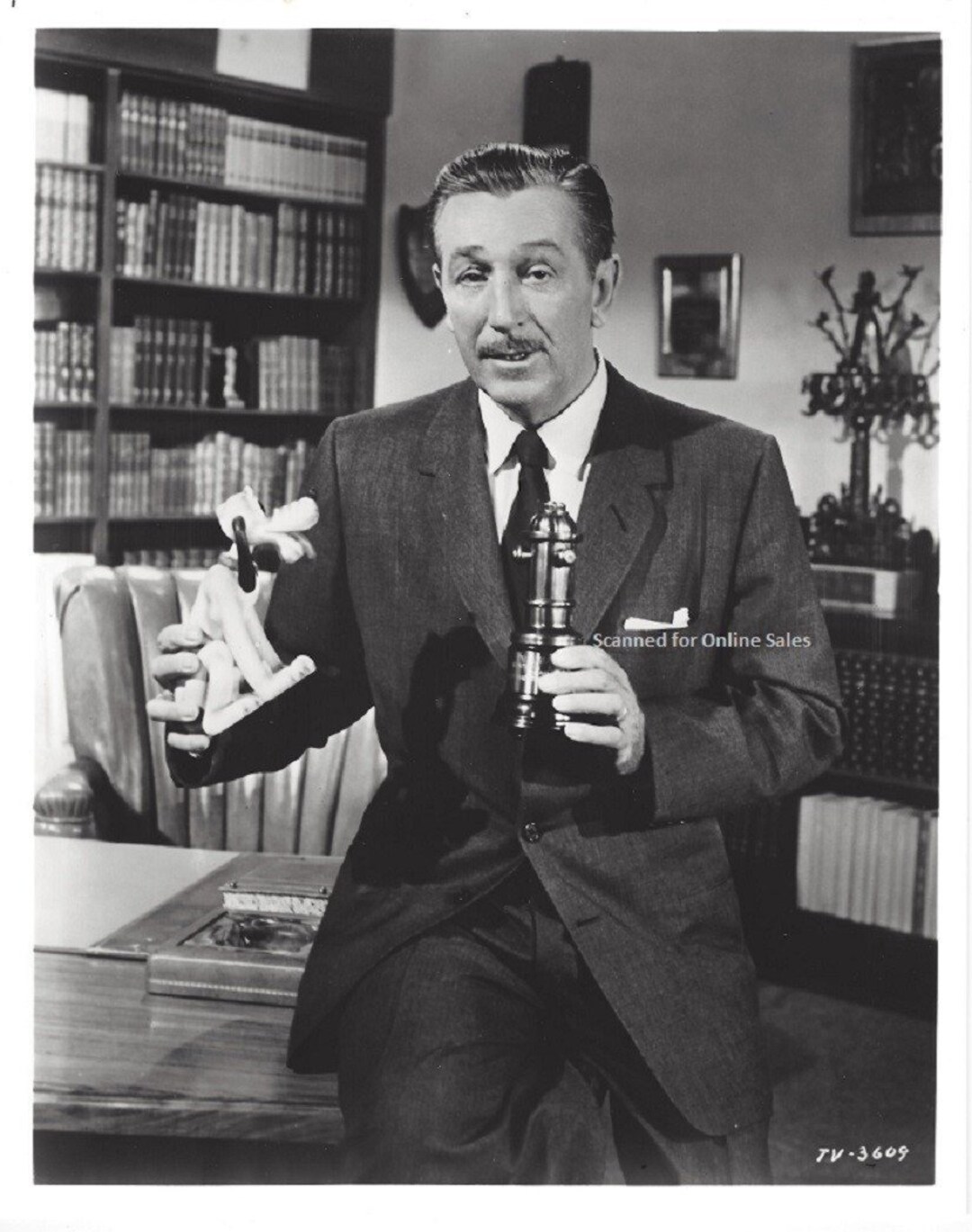 Walt Disney Shows Pluto Fire Hydrant Vintage 8x10 Photo - Etsy