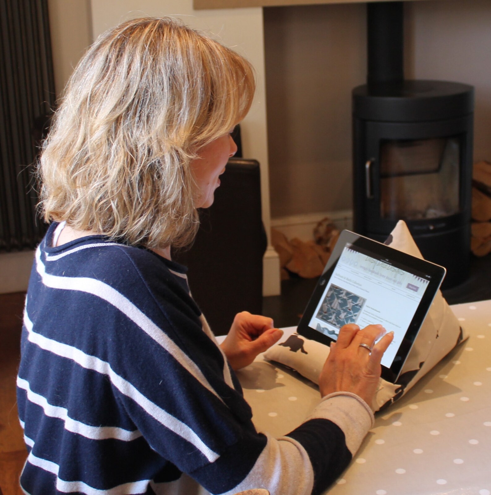 Blue Tablet Stand Ipad Stand in UK Leopard Gifts Men's - Etsy