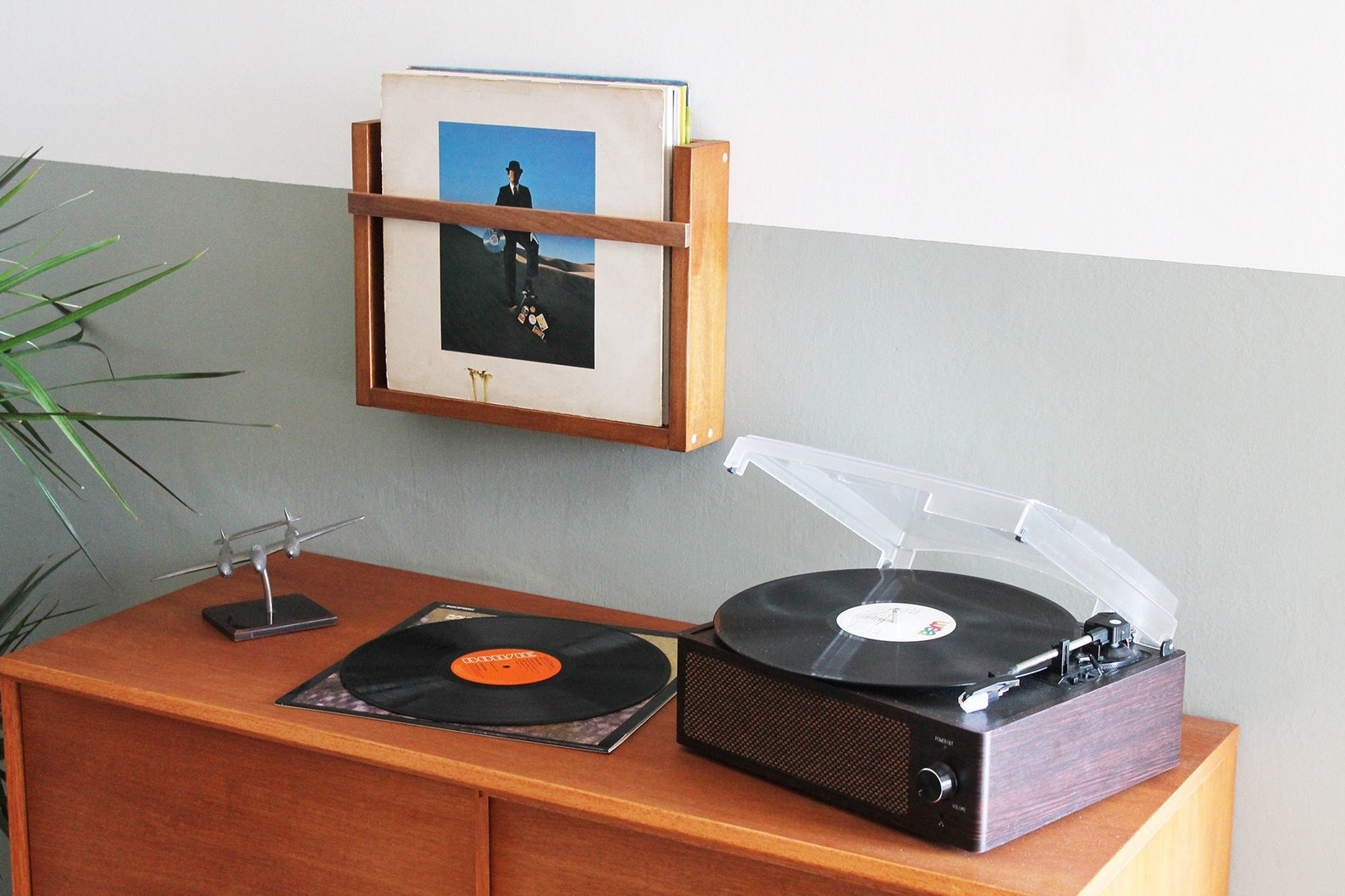 Wall Vinyl Record Shelf. Vinyl Records Storage Minimalistic - Etsy