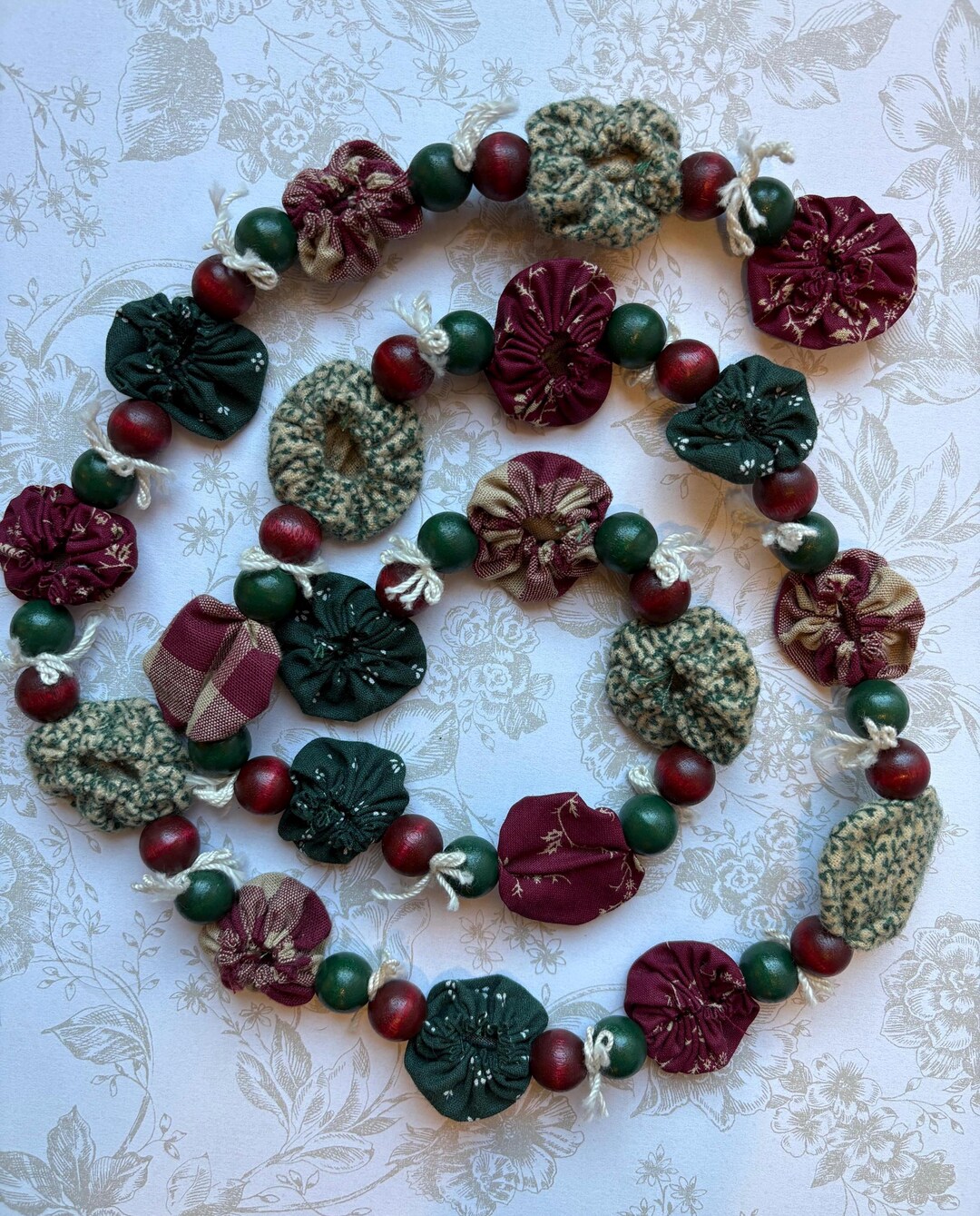 Vintage Fabric Yo-yo Garland: Wooden Bead Cottage Decor (40") - Etsy