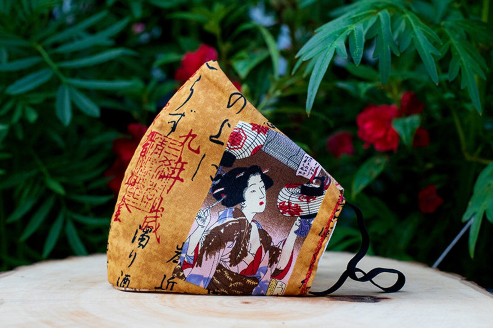 Gold Geisha Oriental Face Mask - Geisha Mask - Aesthetic Face Mask ...