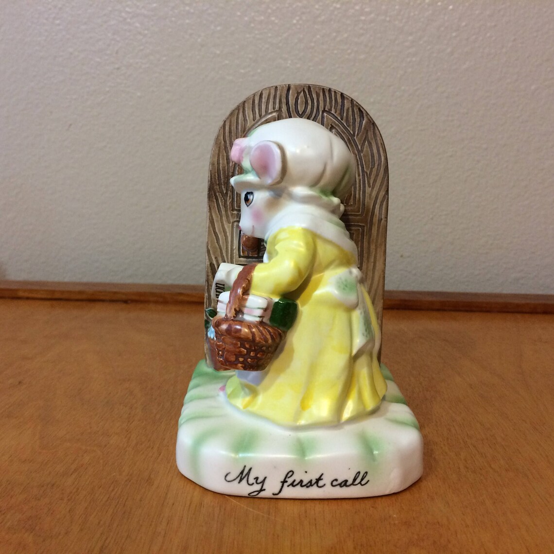 Vintage Mouse Figurine - Selling Avon - Precious Moments "my First Call ...