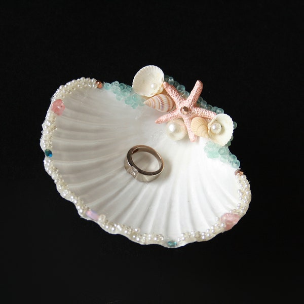 Shell Ring Holder - Etsy