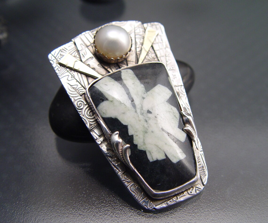 Chinese Writing Stone Pendant in Sterling Silver With 18K Gold Accent ...