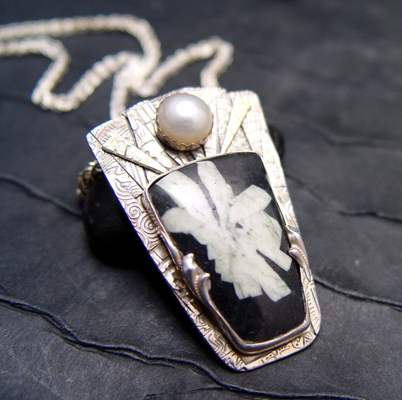 Chinese Writing Stone Pendant in Sterling Silver With 18K Gold Accent ...