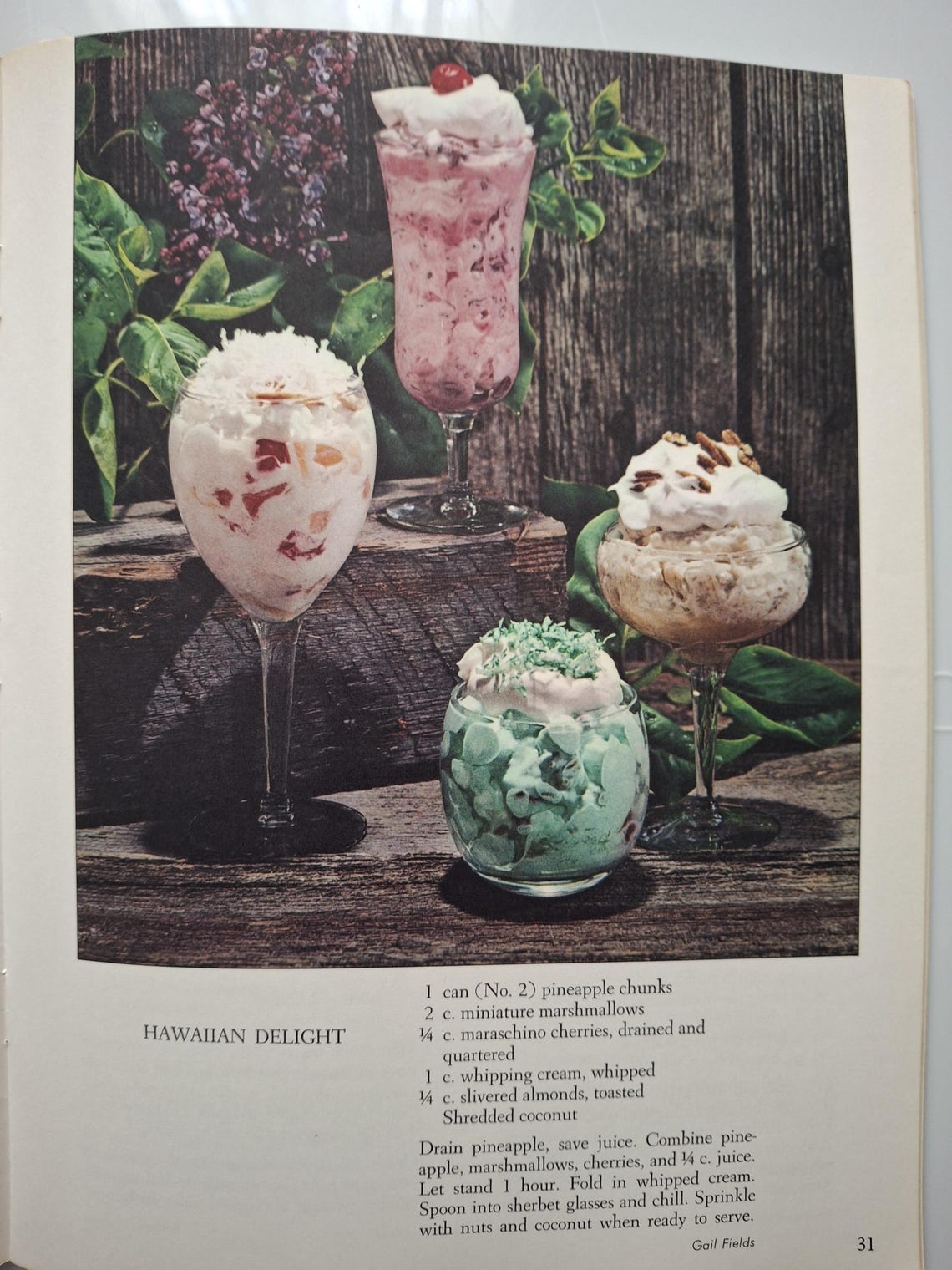 Vintage 1966 First Edition Betty Crocker Cake and Frosting Mix Cookbook ...