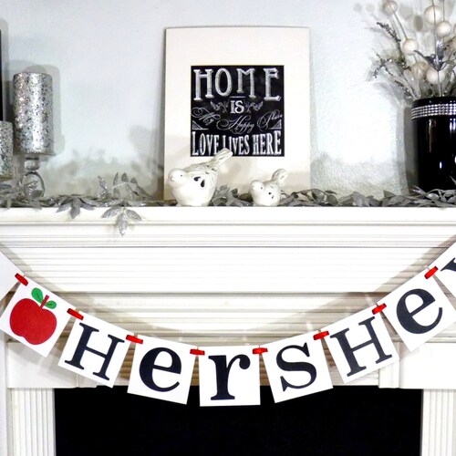 Teacher Gift / Read Sign / Garland / Classroom Decor / Back to - Etsy