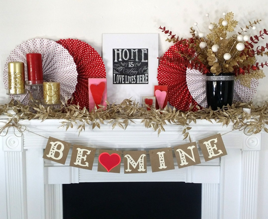 Valentine's Decoration Banner / BE MINE Decor / Valentine Banner ...