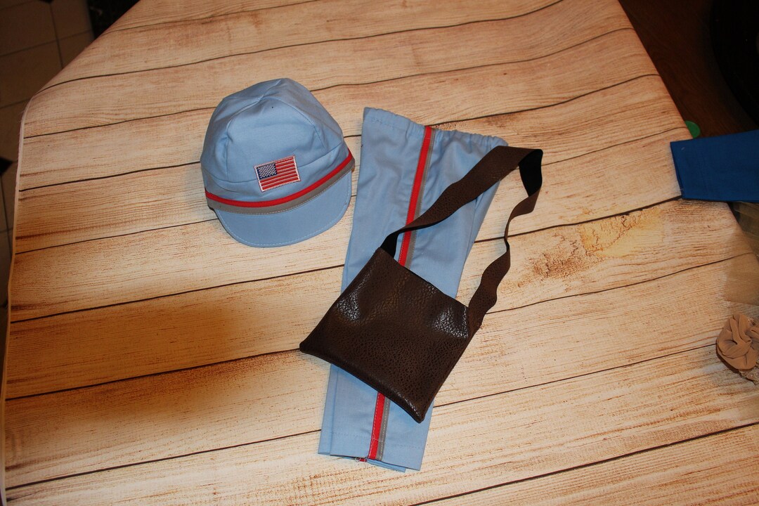 Newborn Mailman Outfit: Handmade Baby Photo Prop Set - Etsy