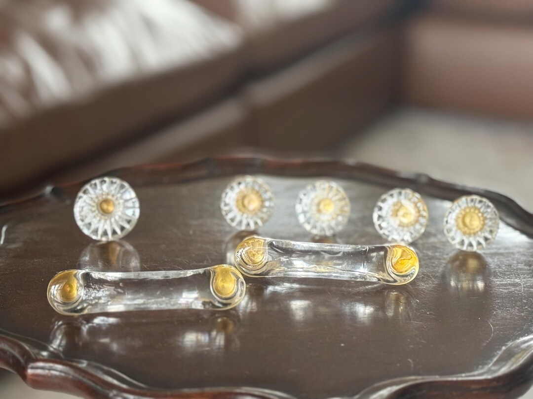 Vintage Glass Drawer Pulls & Knobs – Uranium Glow Glass - Set of 7 With ...