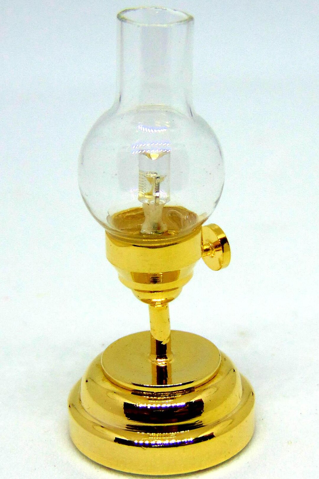 Dolls House LED Battery Operated Oil Light Miniature 1/12th Scale Lamp ...