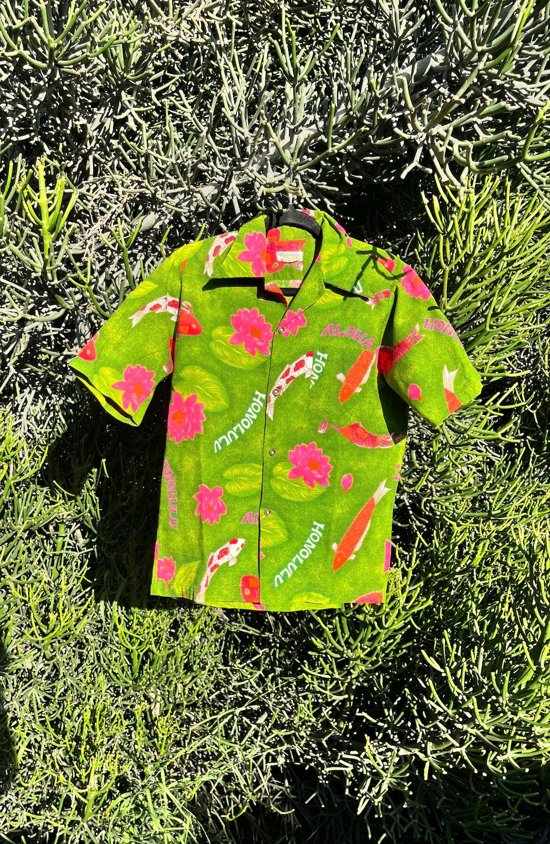 Vintage Hawaiian Shirt Novelty Print Koi Fish Lotus Flowers Aloha ...
