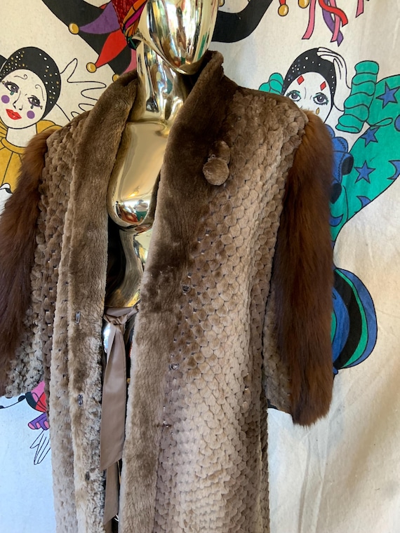 Vintage long genuine Fur Coat - Gem