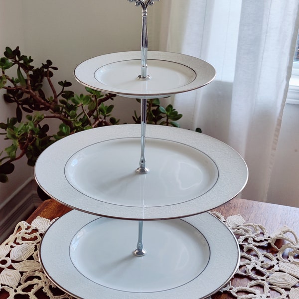 China Cake Stand - Etsy