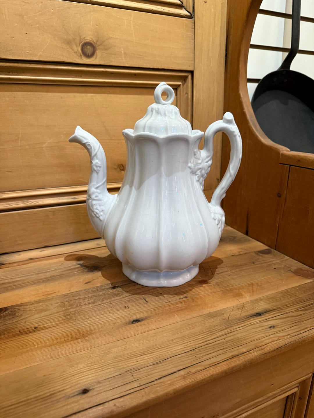 11" Jacob Furnival Antique White Ironstone Coffee Pot - Grapes - Eng ...