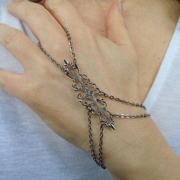 Gothic Hand Jewelry - Etsy