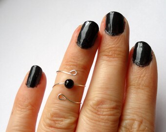 Black onyx knuckle ring Silver wire onyx knuckle ring Black