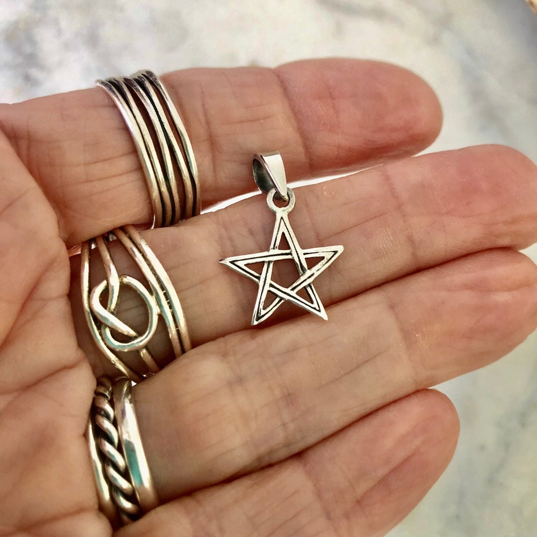 PENTACLE Pendant, Small Silver Pentagram, Sterling Wiccan, Minimalist ...