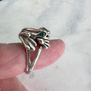 Silver Frog Ring, Hand Crafted 925 Sterling Green Eyed Frog Vintage ...