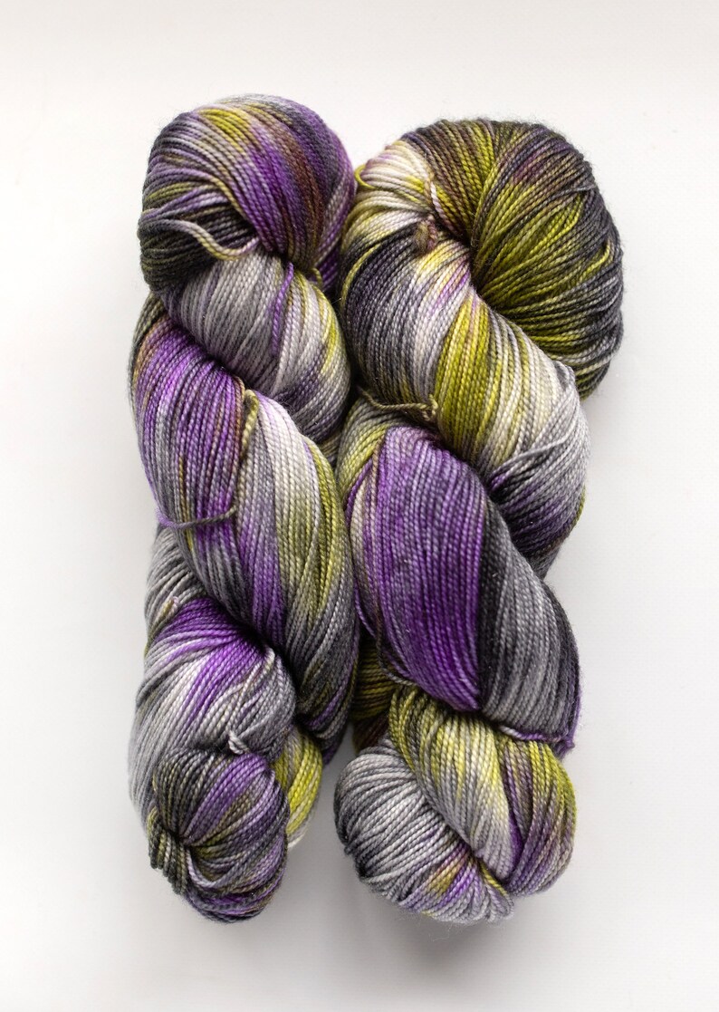 Hand Dyed Sparkle Yarn Variegated Hand Dyed Yarn in Black | Etsy