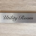 ELEGANT ROOM SIGNS Door Plaques in Brushed Silver, Gold or White Metal ...
