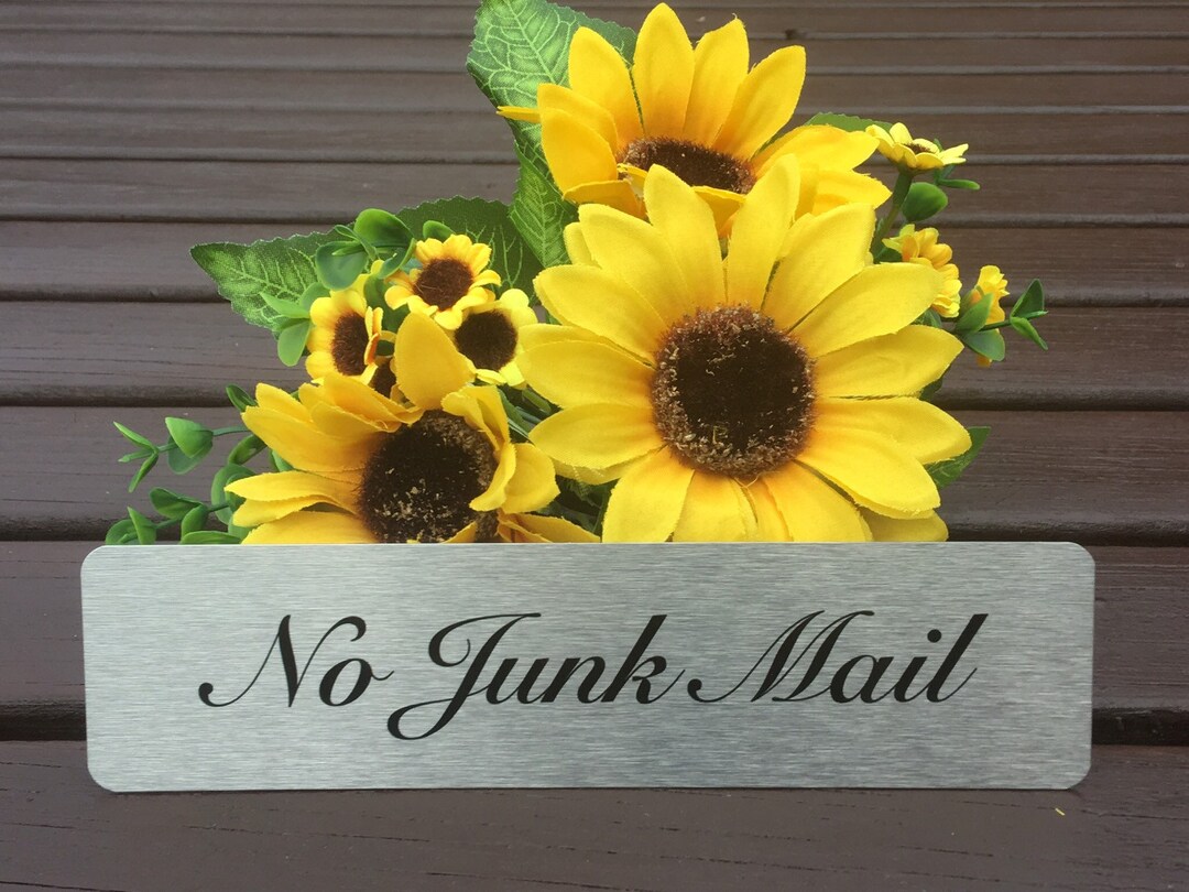 No Junk Mail, No Cold Callers or No Soliciting Signs in Brushed Silver ...