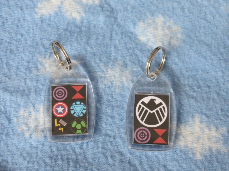 Avengers Team/shield Keychains - Etsy