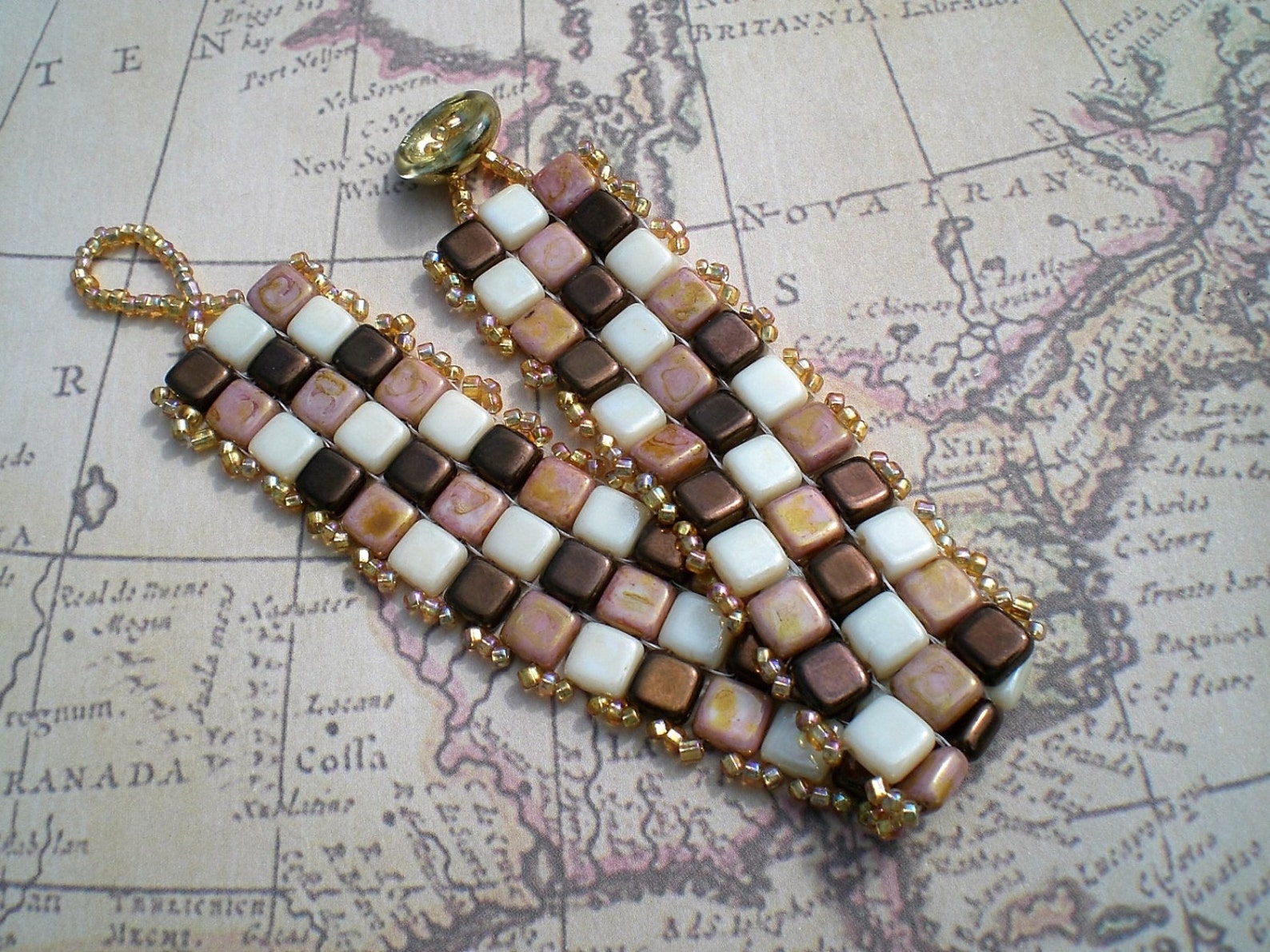 High Fashion Tri-color Tile Beaded Bracelet - Etsy