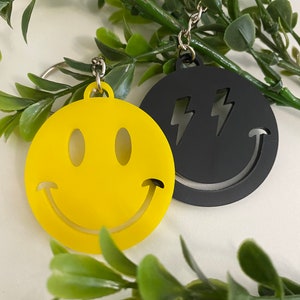 Smiley Face Keychain Acrylic Keychain Retro Keychain Smiley Bag Tag ...