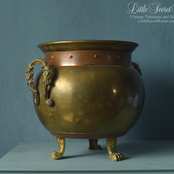 Metal Cauldron With Feet - Etsy
