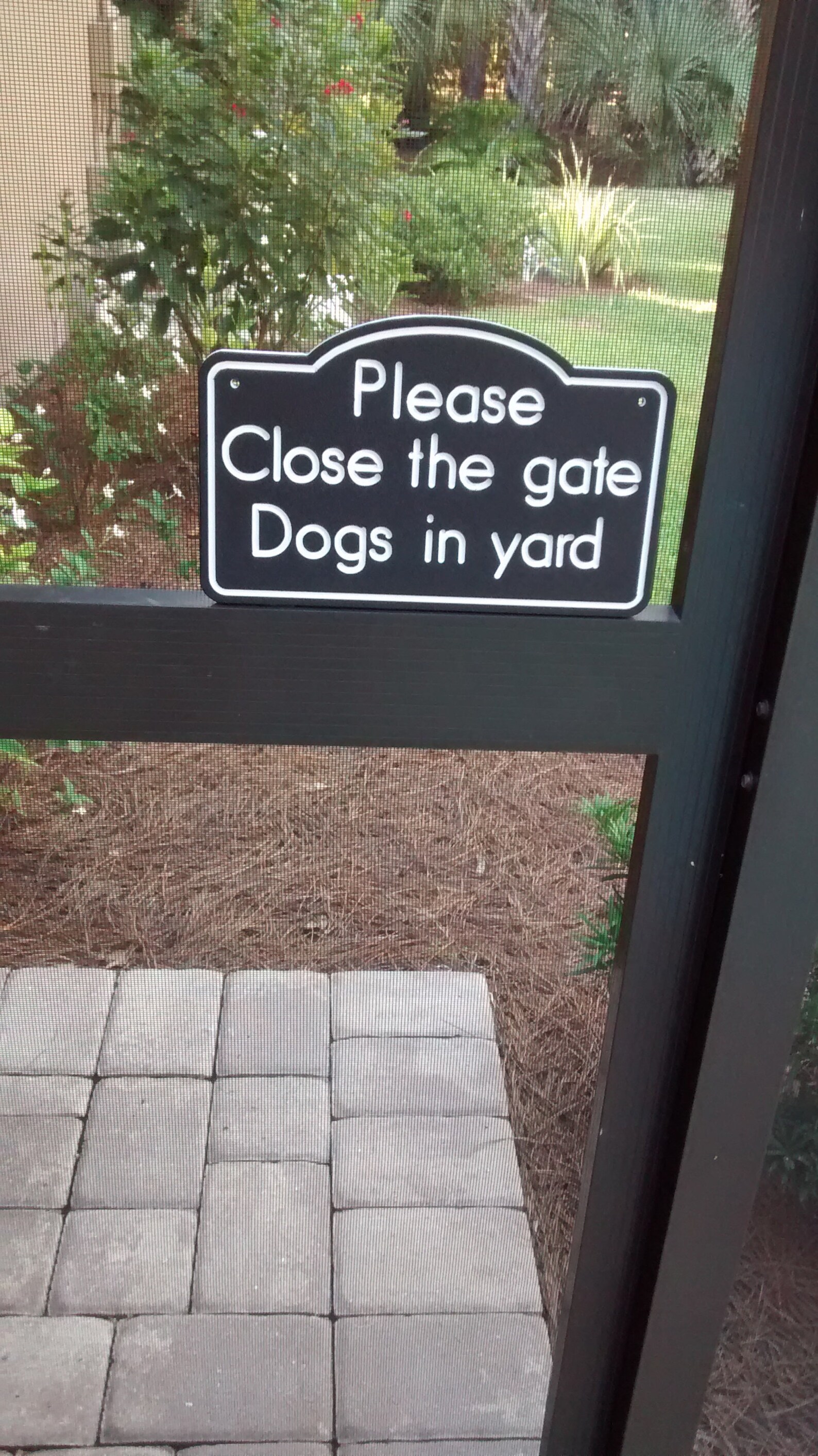 Please Close the Gate Dogs in Yard Gate Closed Sign Dog in - Etsy