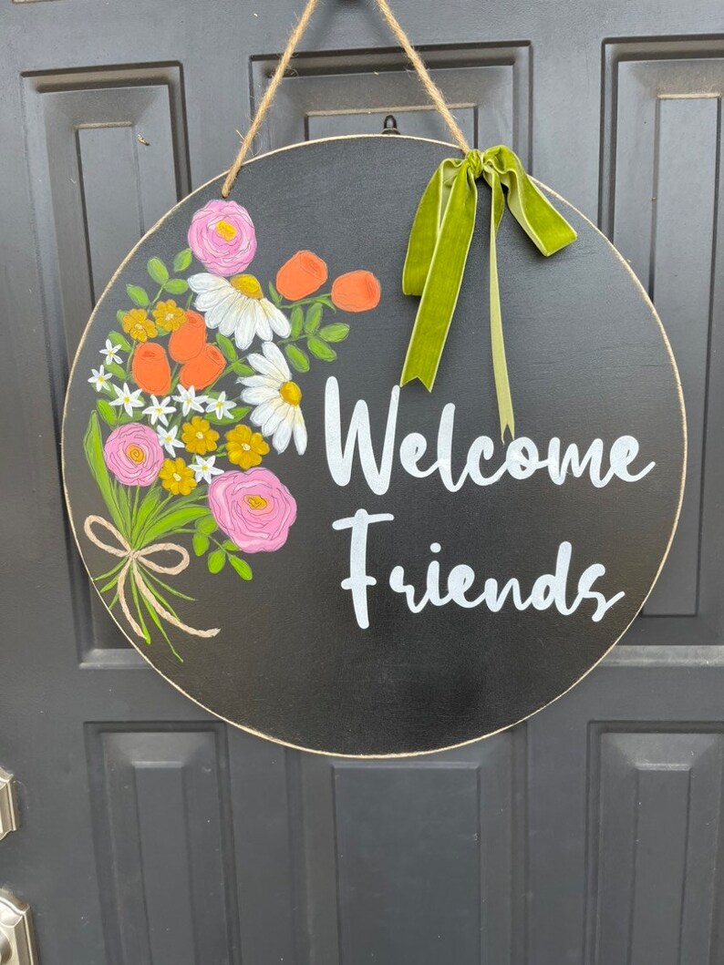 Modern Floral Welcome Friends Door Hanger - Etsy
