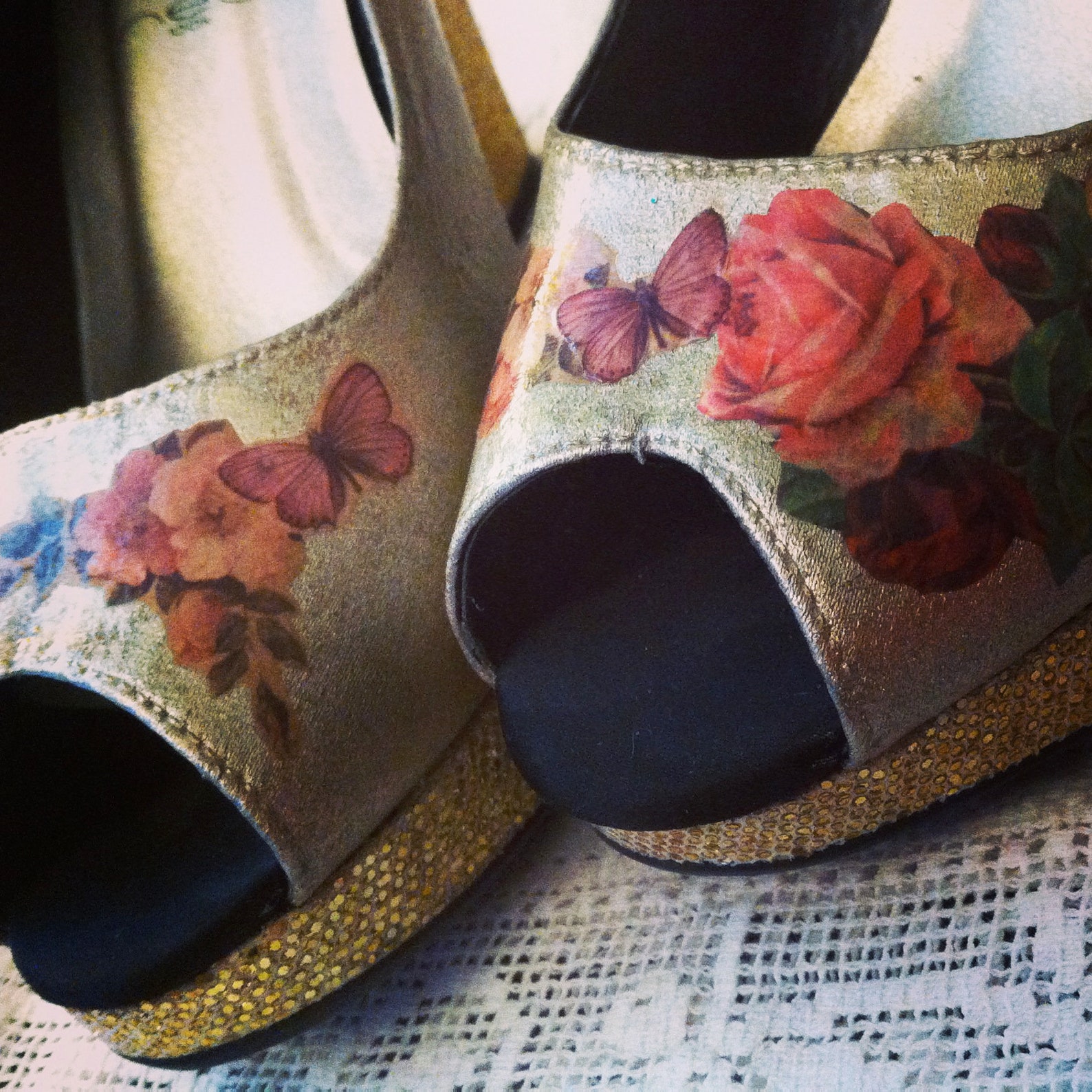 BESPOKE Vintage Style Decoupaged Shoes Boots - Etsy