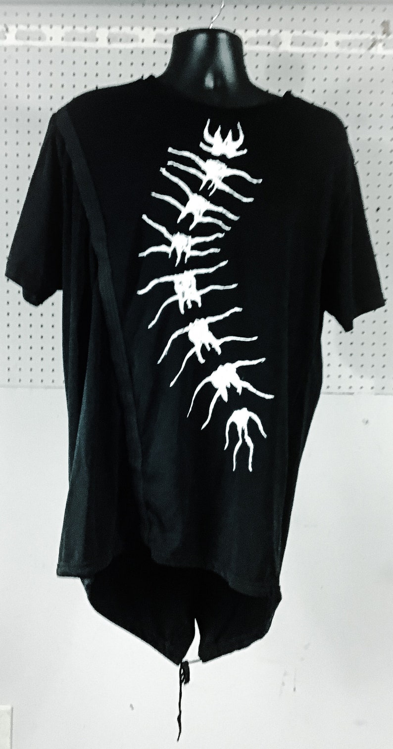 Centipede Spinal Print, Mens Tall Tshirt - Etsy