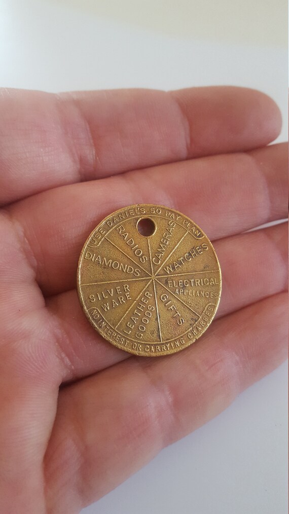 Vintage circa 1960's rare keyring medallion Daniel's … - Gem