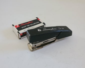 Vintage Circa 1970's Bates Model "pixie" Stapler With Box of Swingline ...