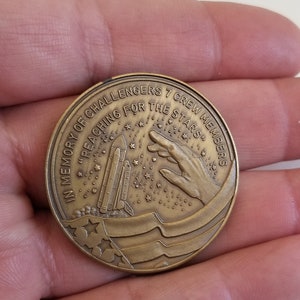 Vintage Souvenir Medallion/coin Space Shuttle Challenger First Inflight ...