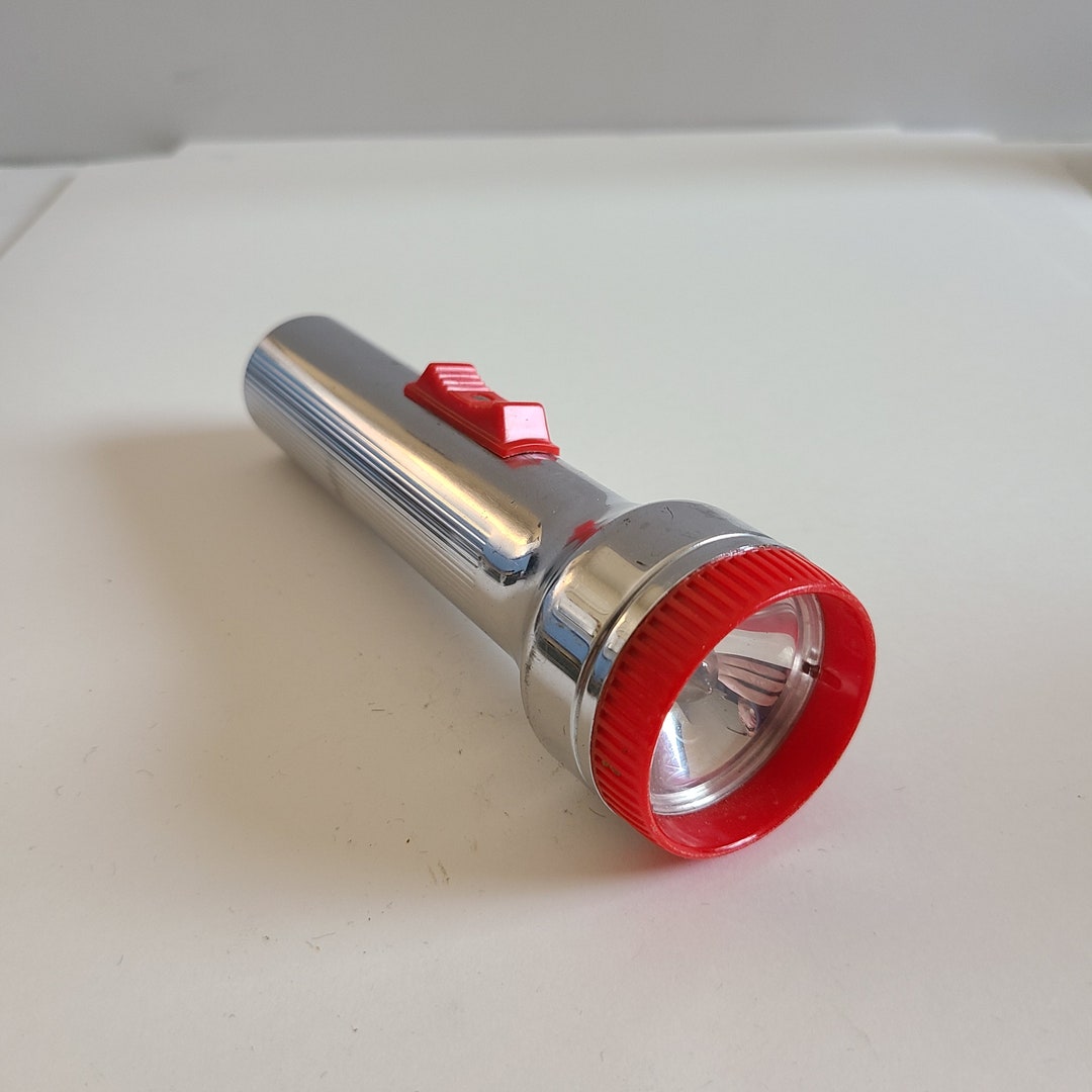 Vintage 1976 BMG C Cell Flashlight - Bridgeport Metal Goods - Etsy