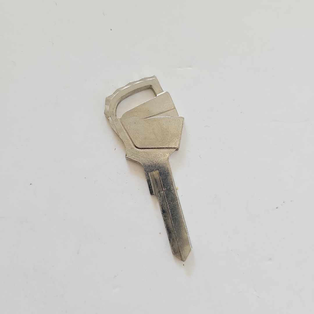 Vintage Circa 1950's Lincoln Mercury Uncut Ignition Key by Hurd, Plain ...