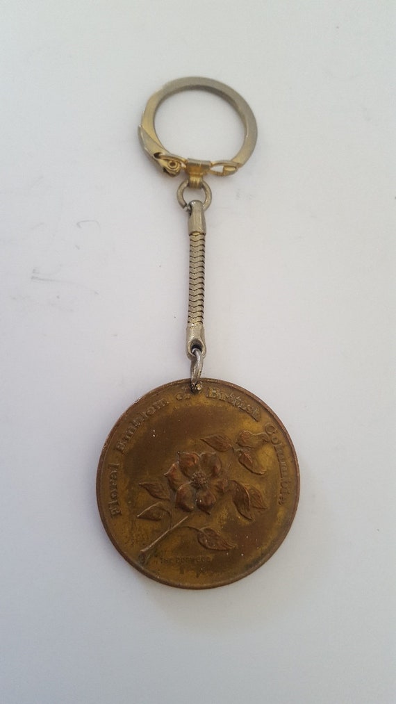 Vintage Royal Canadian Mounted Police keychain medall… - Gem