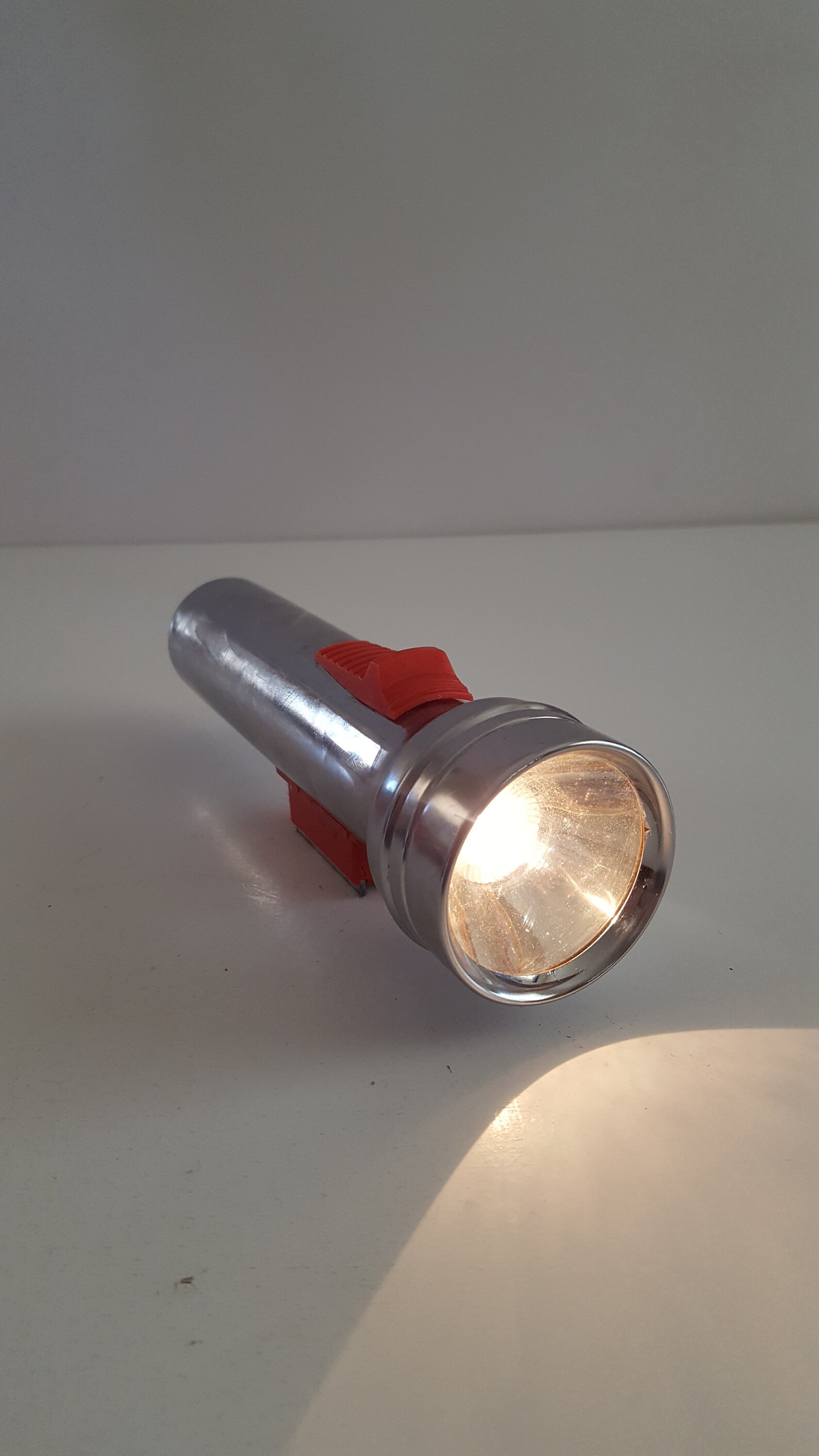 Vintage 1950s Kwik-lite Chrome Flashlight With Magnet - Etsy
