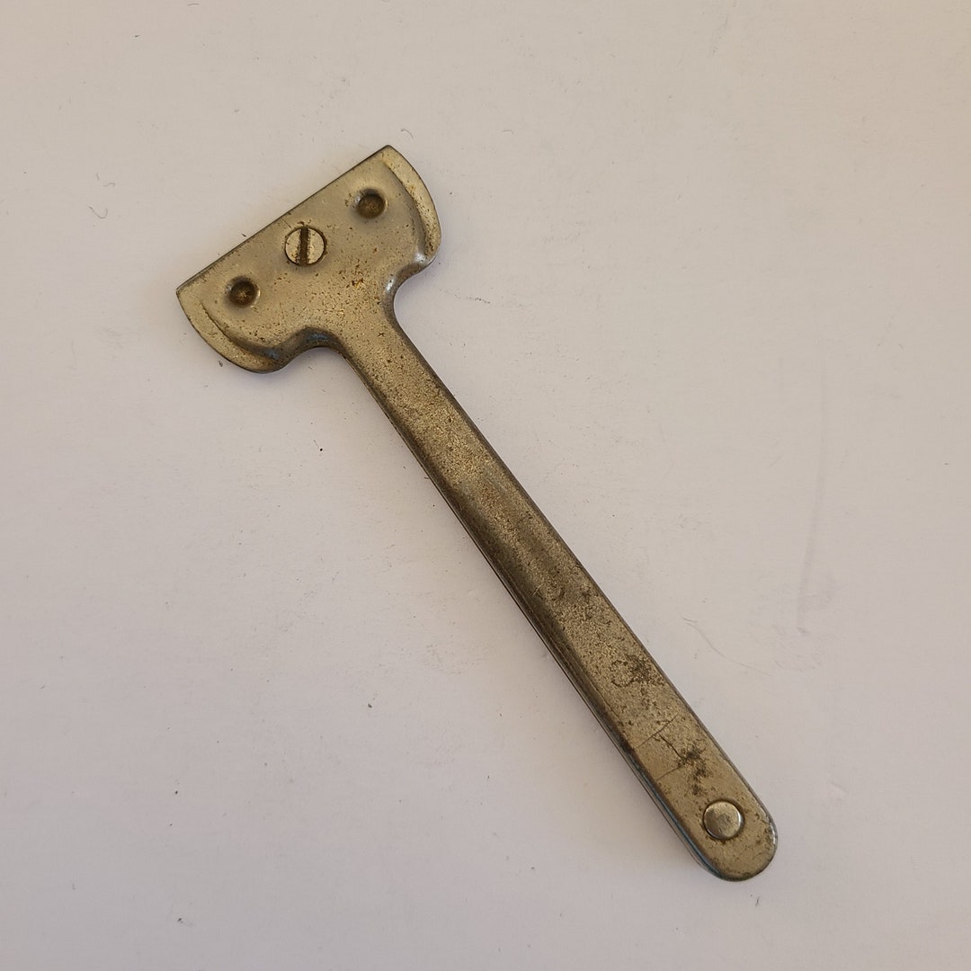 Vintage Circa 1950's "wizard on Glass" Scraper. Works With Utility ...